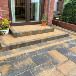 Tobermore Step Riser Smooth Bracken - 190mm x 160mm x 100mm